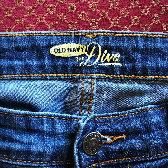 Old Navy | Jeans | Old Navy Diva Size 6 Short Medium Wash Jeans | Poshmark